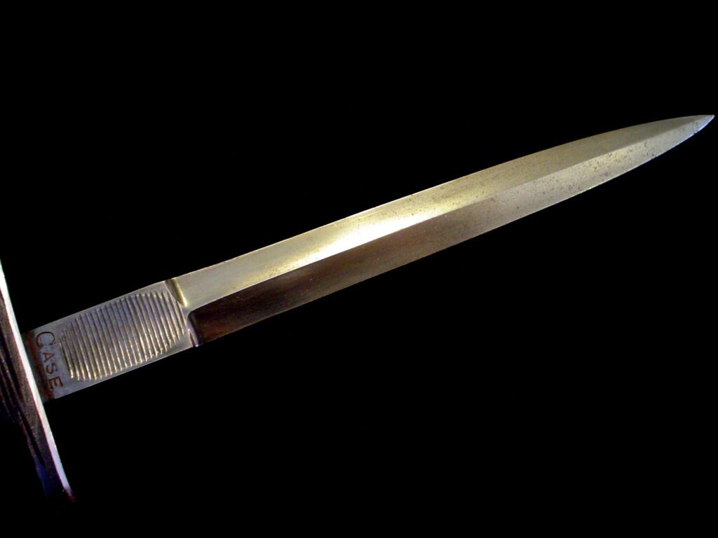 US WW2 Case V42 Stiletto Fighting Knife -V-42 -1st Special Service ...