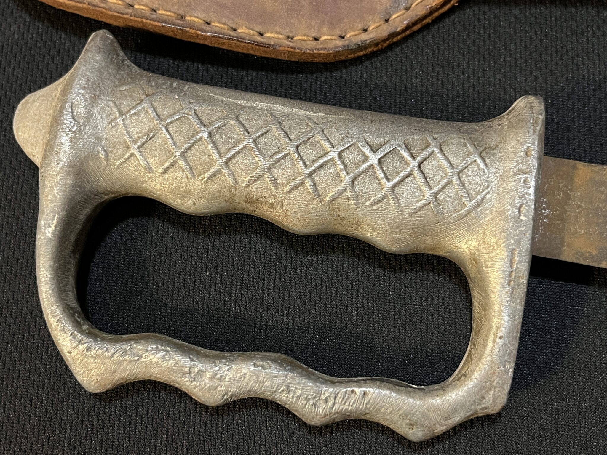 US/Australian WWII Knuckle Knife -Aluminum Handle -WW2 Fighting Knucks